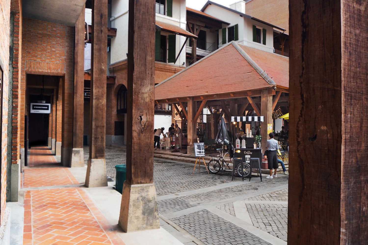 One Nimman – Ong-ard Architects